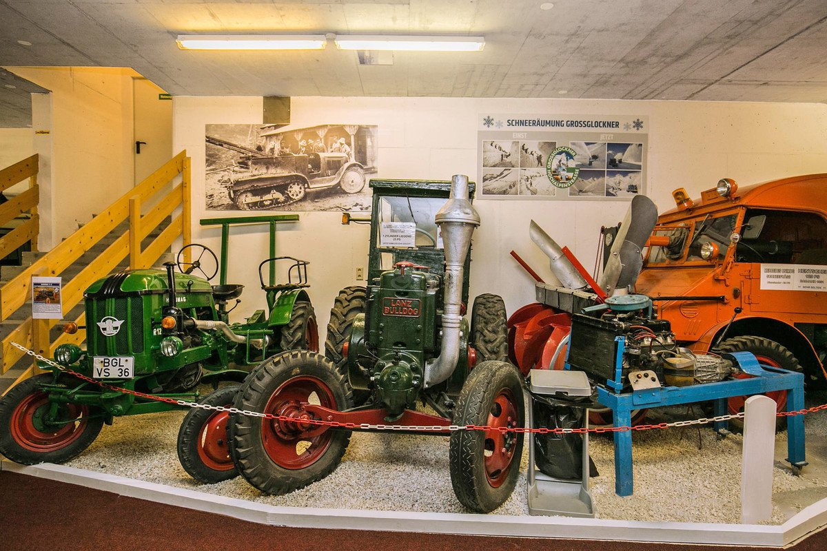 Vötter's Oldtimer Museum Kaprun | Infrastruktur in Saalbach